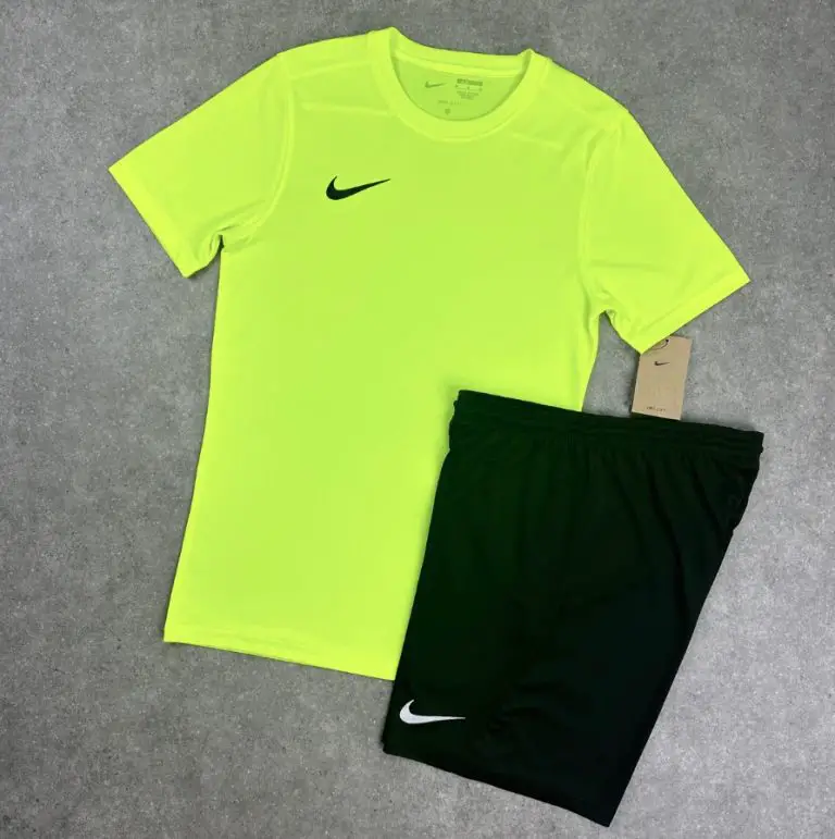 What is Dri-Fit? A Quick Guide to Sweat-Wicking Tech - ListedFit