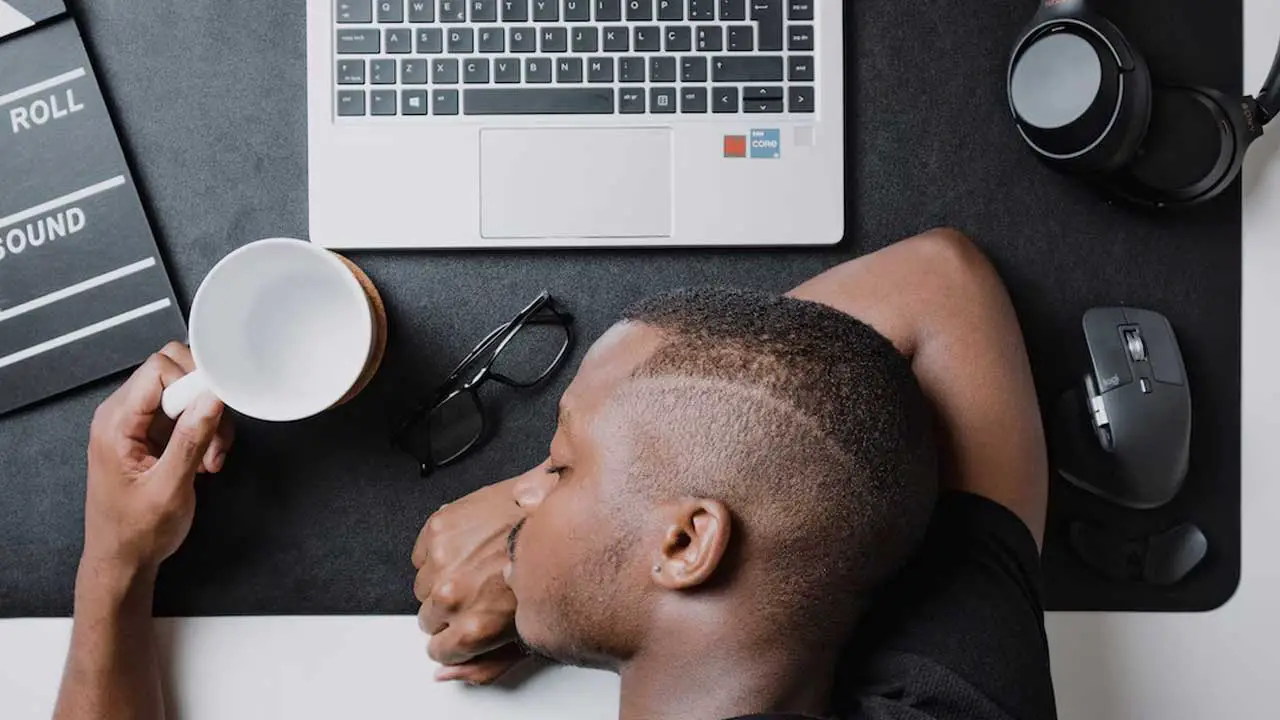 How Long Can A Person Go Without Sleep? - The Impacts and Effects of ...